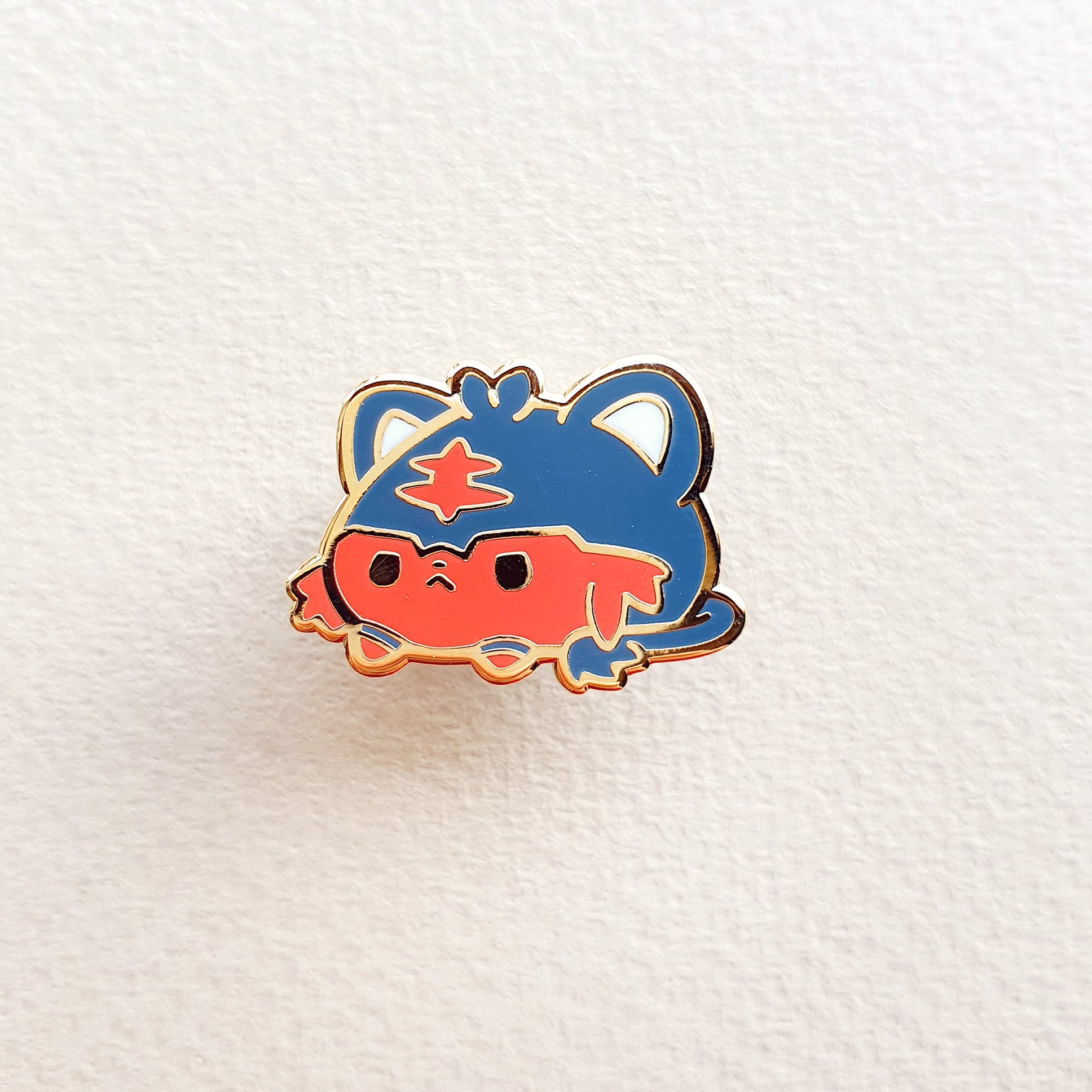 #725 Pin – nandecolle